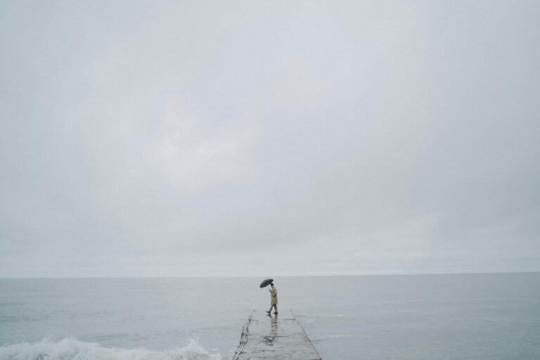 Be Calm Through the Storm – Hypnotherapy for Inner Peace